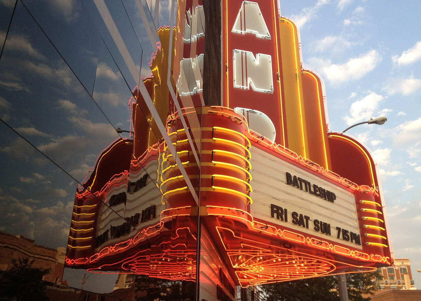 Vitrolite Tiles: Grand Theater - Bullseye Studio